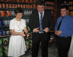 Primul showroom Akzo Nobel in Romania