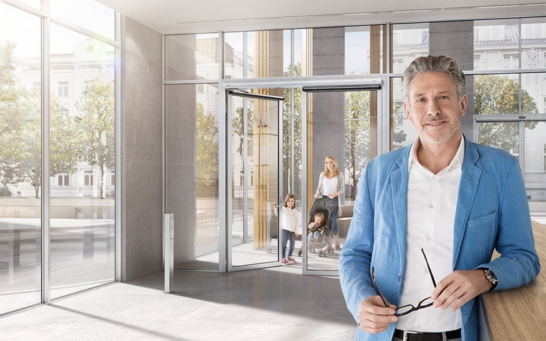 Sistemul de actionare pentru usi batante GEZE Powerturn